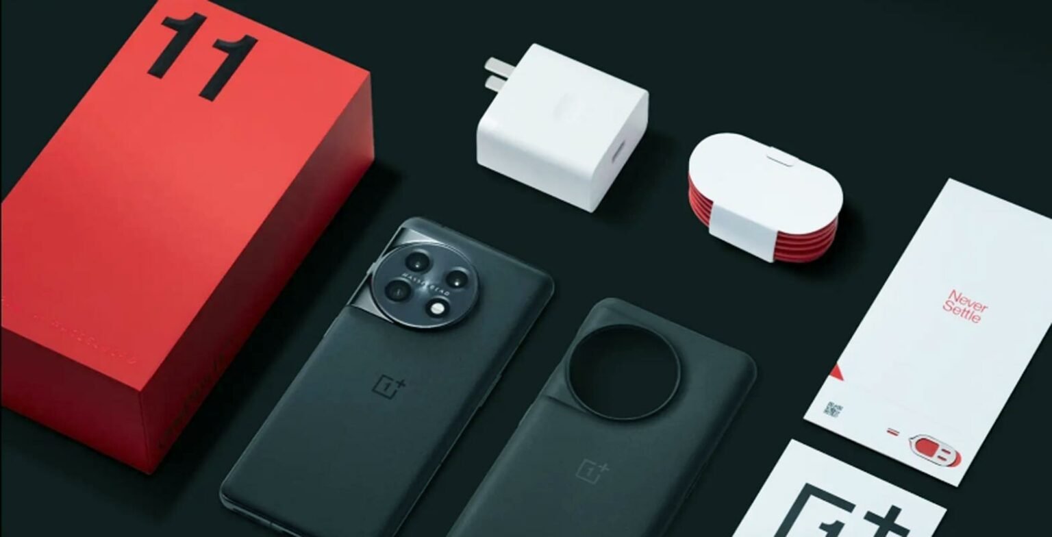What's Inside OnePlus 11 Retail Box? - Android Infotech