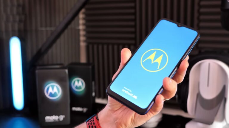 Fix Motorola Moto G8 Power Lite Stuck on Boot Start Screen logo ...